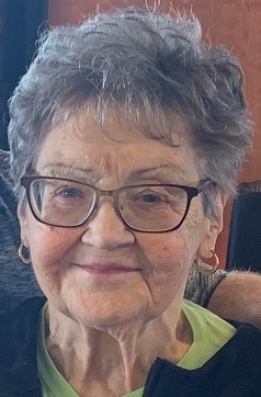 Mary Kujawa's Instagram, Twitter & Facebook on IDCrawl