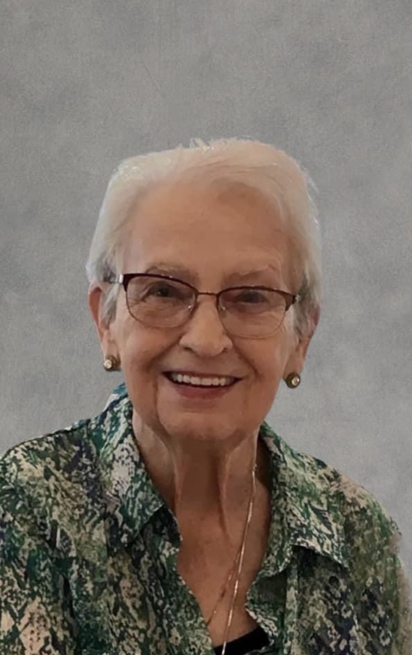 Julia Lemon's Instagram, Twitter & Facebook on IDCrawl